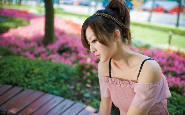 Women Outdoors Looking Away Women Mikako Zhang Kaijie Mikako Zhang
