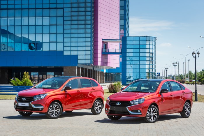 #807839 4K, Lada, Red, Two, Metallic - Rare Gallery HD Wallpapers