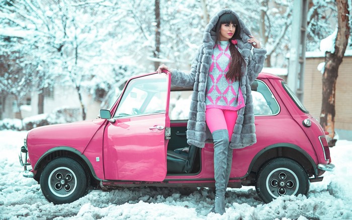 4K, 5K, Winter, Snow, Pink color, Pose, Brunette girl, Fur coat ...